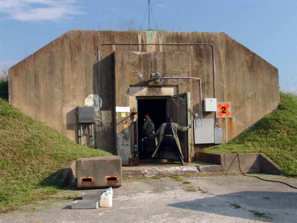The igloos contained